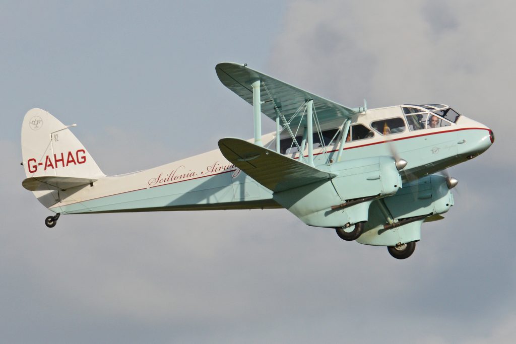 The Legendary de Havilland DH.89 Dragon Rapide: A Testament to Aviation ...